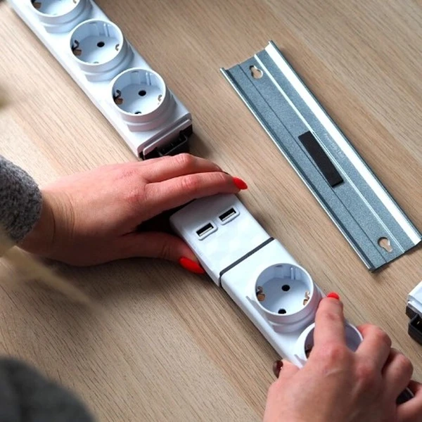 PowerCube Power Module 3xF Strip zásuvka bílá - Smarty.cz