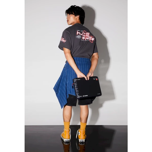 SKINARMA Fardel sleeve pouzdro pro 14" notebook černé - Smarty.cz