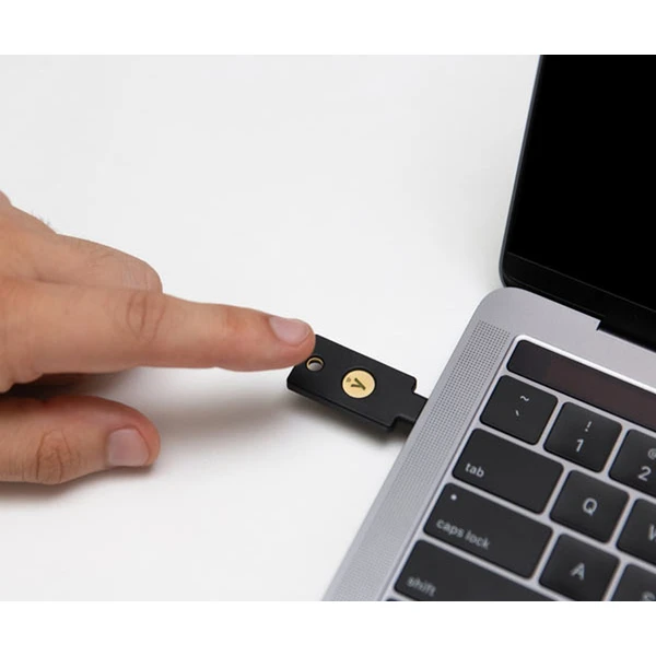 YubiKey 5C NFC - USB-C bezpečnostní token - Smarty.cz